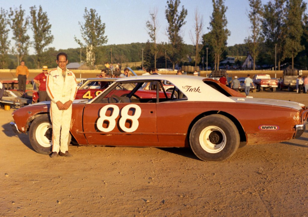 Grum- Burket Tribute Race Friday Night